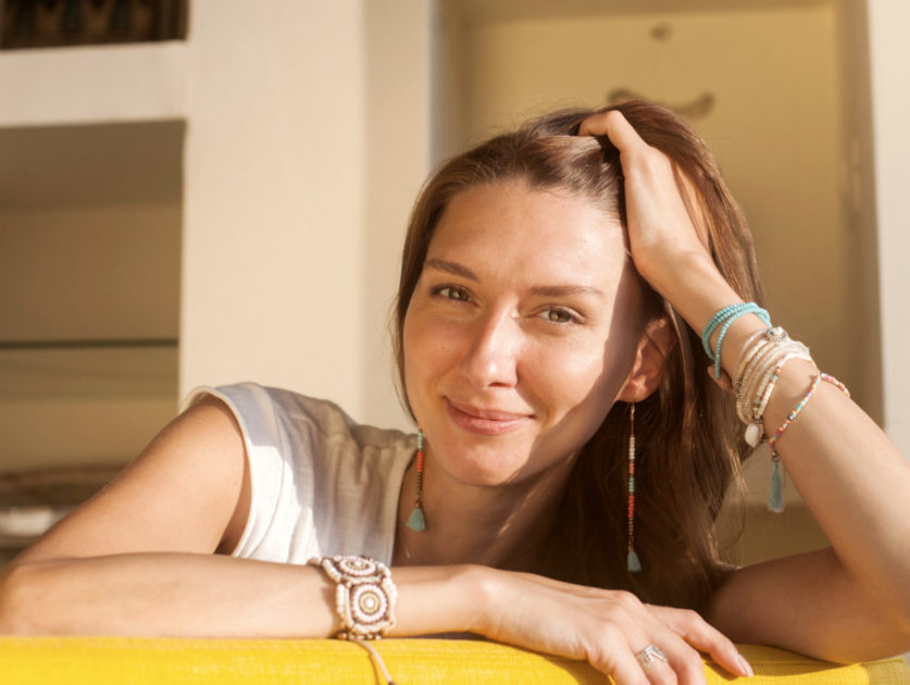 The World at Your Fingertips: Ola Shekhtman’s Cityscape Ring Collection ...