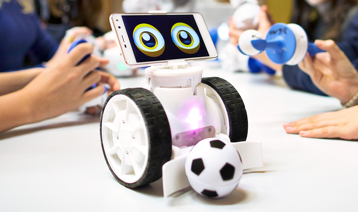 How To Make 3D Shapes Robot at Ron Edelstein blog